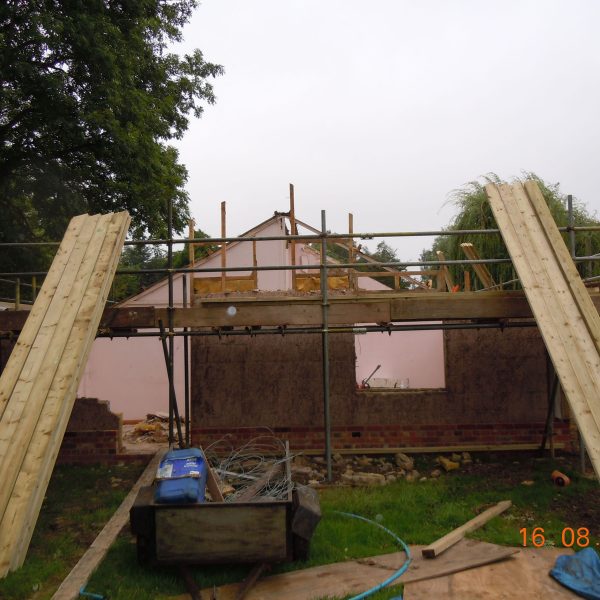 Barn and Cartlodge Farm Annex - Roger Gladwell Timber Frame Construction