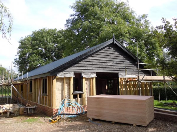 Barn and Cartlodge Farm Annex - Roger Gladwell Timber Frame Construction