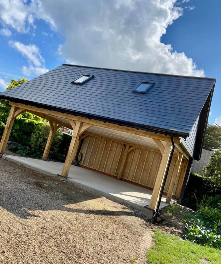 Open Bay Cartlodge - Roger Gladwell Timber Frame Construction